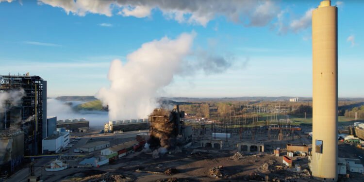 Big Rivers implodes former power plant boiler - The Hendersonian