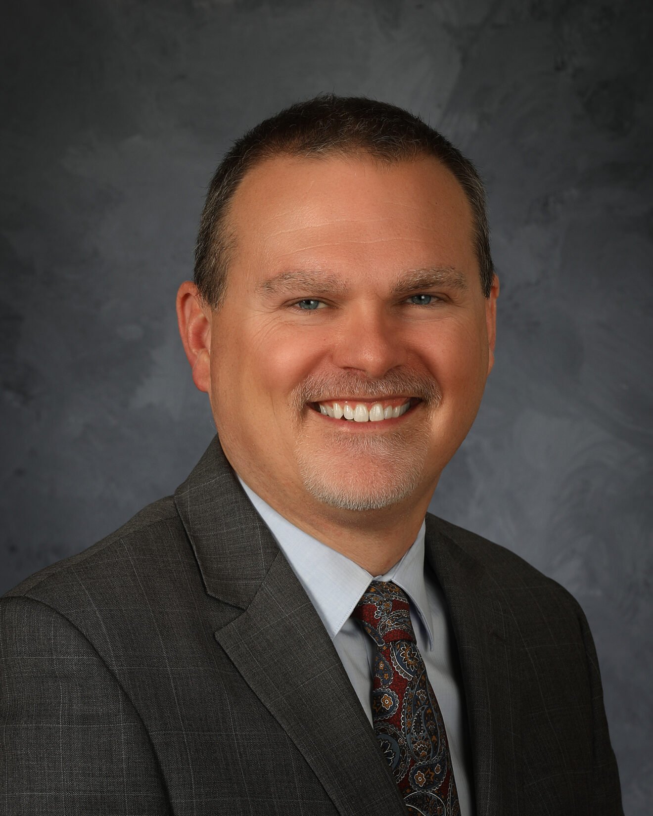 BRIEFS: Four inducted into HCHS Alumni Hall of Fame, Warren inducted ...